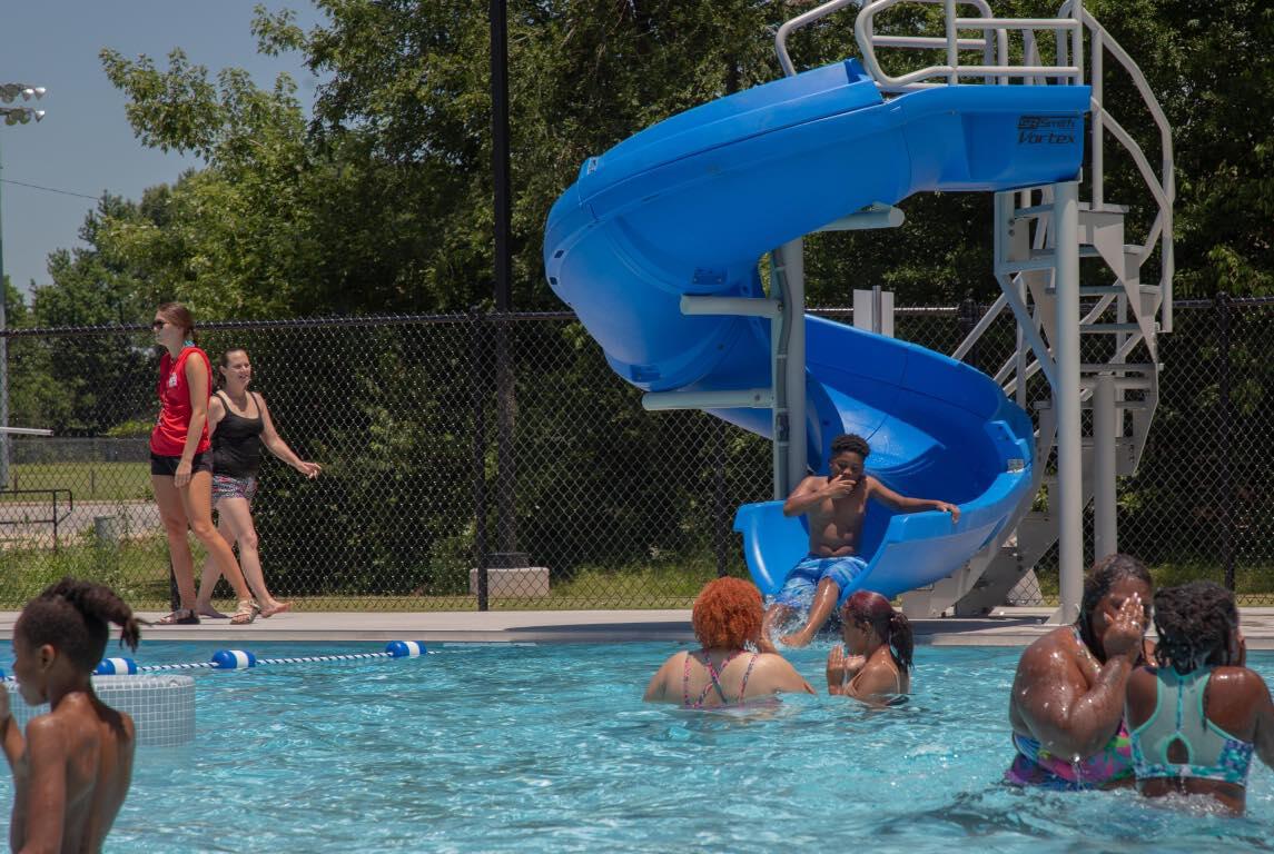 Parker Park Pool Opens - Jonesboro Right Now