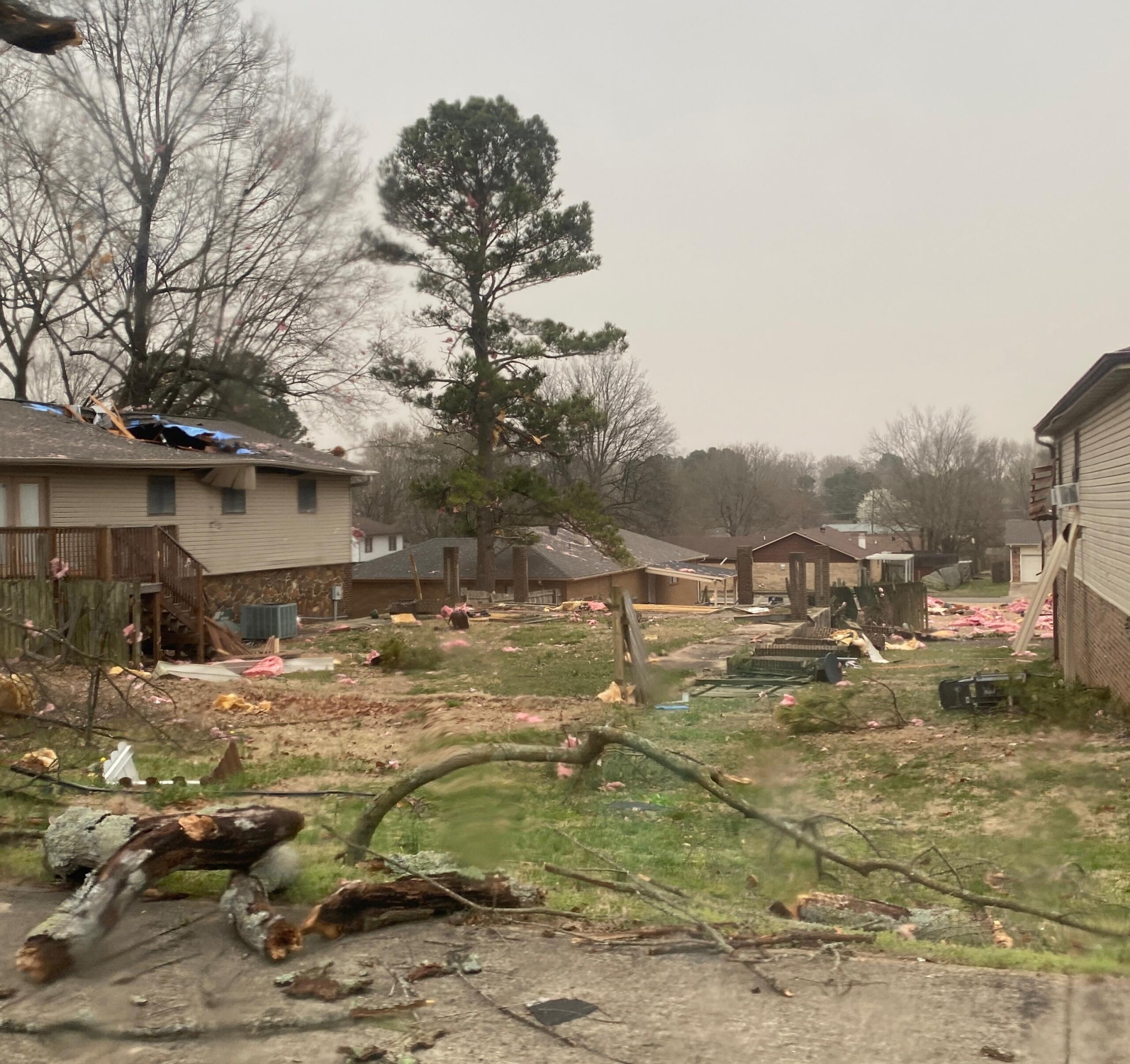 Paragould Clean-Up Continues - Jonesboro Right Now